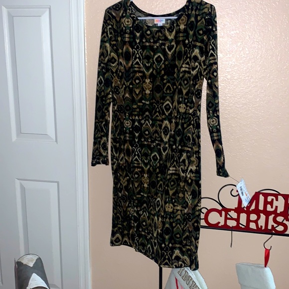 LuLaRoe | Dresses | Lularoe Elegant Debbie Dress Stretch Green Beige ...